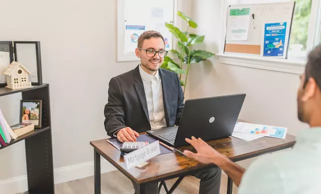 Why You Should Consider Using a List Broker for Marketing